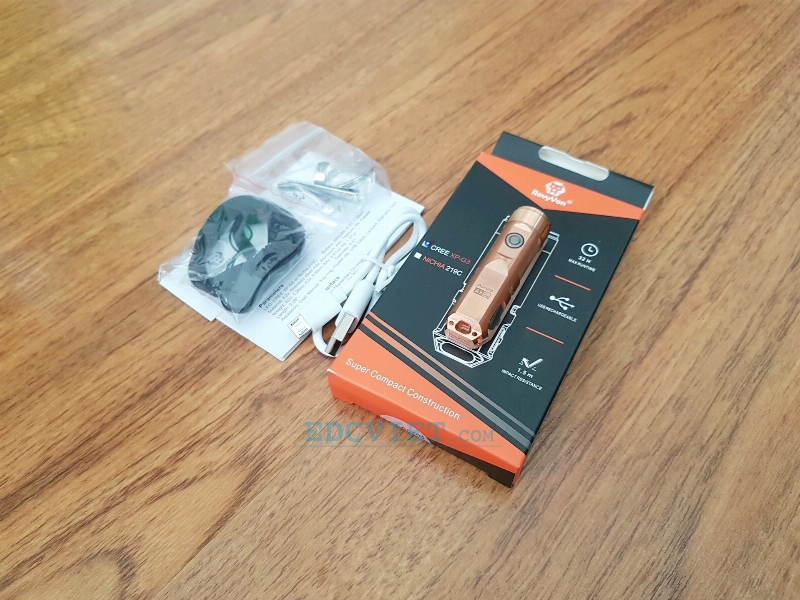 Đèn pin RovyVon A9 copper