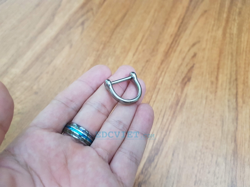 Ma ní titanium size lớn